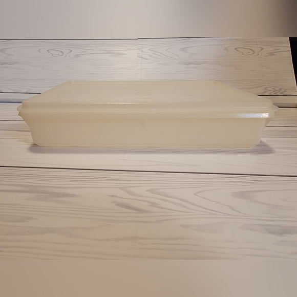 Tupperware | Kitchen | Vintage Tupperware 293 Rectangle Wlid Aprox 13 ...